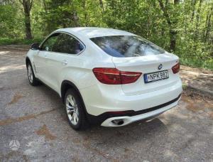 White BMW X6 2015 in Telschi, with an engine capacity of 2.99 L and mileage of 368 thousand km for 18500 €, photo 13 on AUTOMOTO.COM.LV