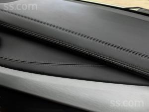 Balts BMW X6 2015 Tukums, ar dzinēja tilpumu 3.00 L un nobraukumu 228 tūkst. km par 23990 €, foto 47 vietnē AUTOMOTO.COM.LV