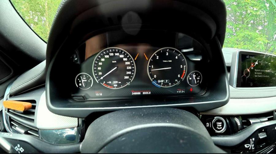Balts BMW X6 2015 Utena, ar dzinēja tilpumu 2.99 L un nobraukumu 249 tūkst. km par 20600 €, foto 7 vietnē AUTOMOTO.COM.LV