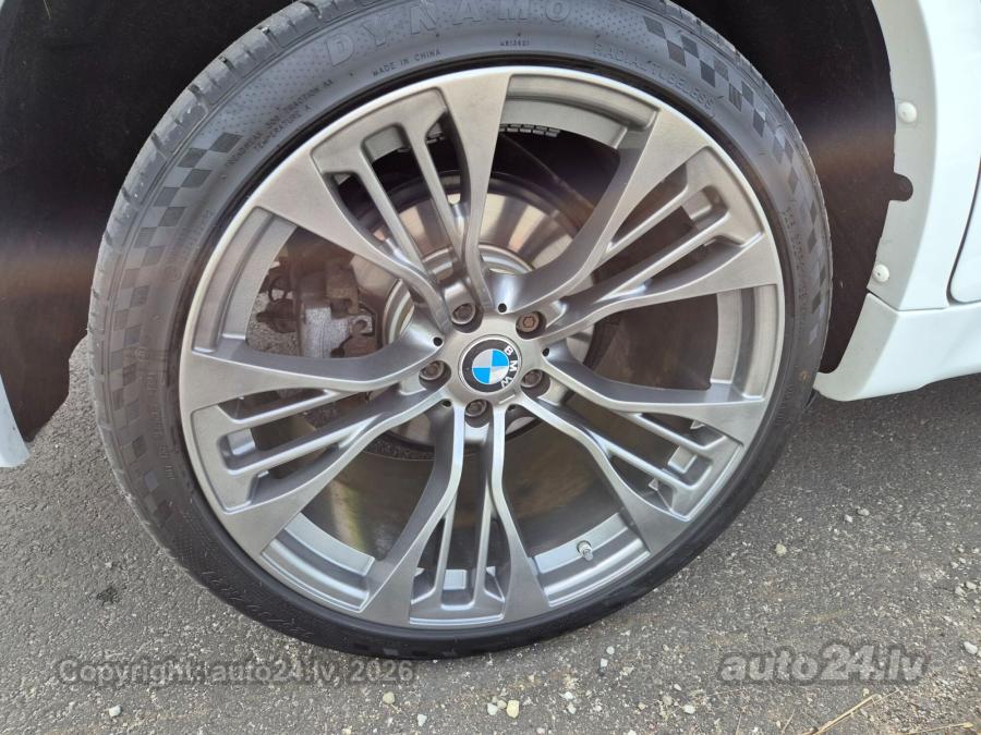 White BMW X6 2015 in Keila, with an engine capacity of 3.00 L and mileage of 289 thousand km for 23000 €, photo 12 on AUTOMOTO.COM.LV