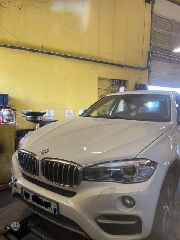 White BMW X6 2016 in Taurage, with an engine capacity of 2.99 L and mileage of 248 thousand km for 13900 €, photo 3 on AUTOMOTO.COM.LV