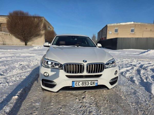 Balts BMW X6 2016 Tauragė, ar dzinēja tilpumu 2.99 L un nobraukumu 256 tūkst. km par 17900 €, foto 3 vietnē AUTOMOTO.COM.LV