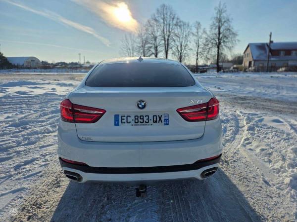Balts BMW X6 2016 Tauragė, ar dzinēja tilpumu 2.99 L un nobraukumu 256 tūkst. km par 17900 €, foto 7 vietnē AUTOMOTO.COM.LV