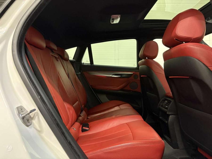 Balts BMW X6 2016 Viļņa, ar dzinēja tilpumu 2.99 L un nobraukumu 186 tūkst. km par 28550 €, foto 30 vietnē AUTOMOTO.COM.LV