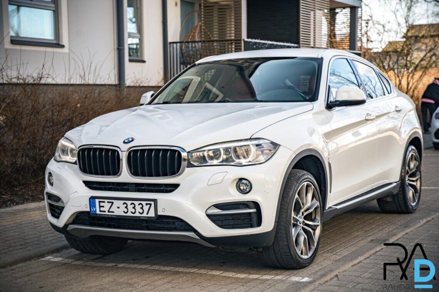 Balts BMW X6 2016 Rīga, ar dzinēja tilpumu 3.00 L un nobraukumu 136 tūkst. km par 24990 €, foto 1 vietnē AUTOMOTO.COM.LV