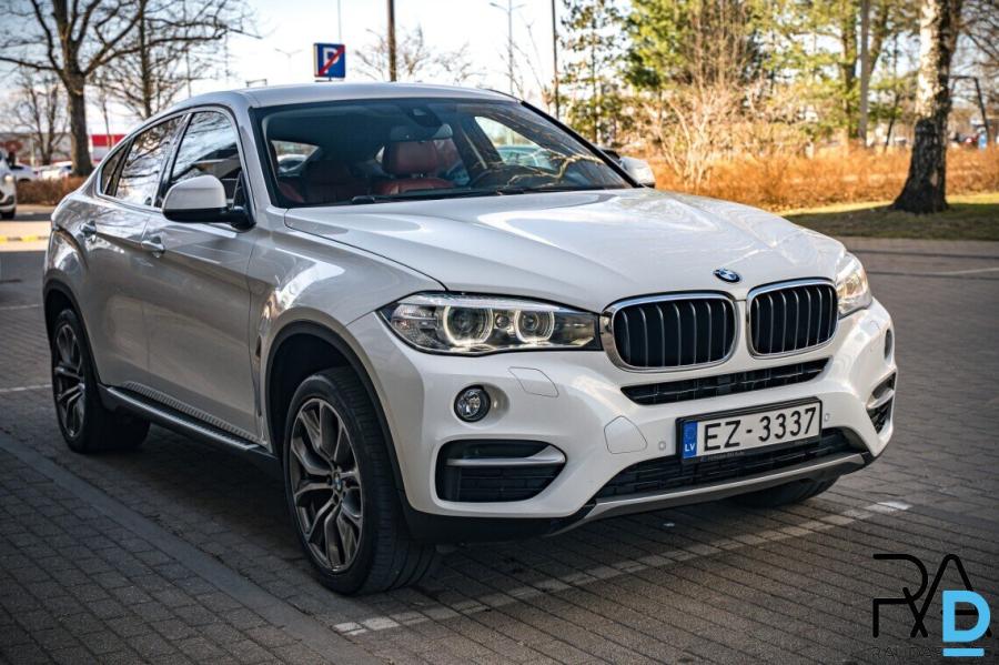 Balts BMW X6 2016 Rīga, ar dzinēja tilpumu 3.00 L un nobraukumu 136 tūkst. km par 24990 €, foto 5 vietnē AUTOMOTO.COM.LV
