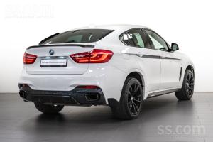 White BMW X6 2016 in Riga, with an engine capacity of 3.00 L and mileage of 73 thousand km for 29500 €, photo 5 on AUTOMOTO.COM.LV