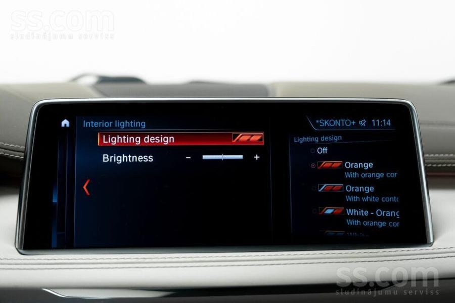 White BMW X6 2016 in Riga, with an engine capacity of 3.00 L and mileage of 73 thousand km for 29500 €, photo 12 on AUTOMOTO.COM.LV