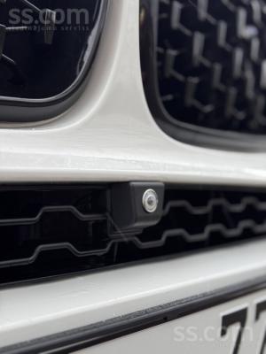 White BMW X6 2016 in Riga, with an engine capacity of 3.00 L and mileage of 218 thousand km for 23900 €, photo 13 on AUTOMOTO.COM.LV