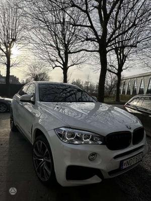 White BMW X6 2016 in Vilnius, with an engine capacity of 4.40 L and mileage of 112 thousand km for 25500 €, photo  on AUTOMOTO.COM.LV