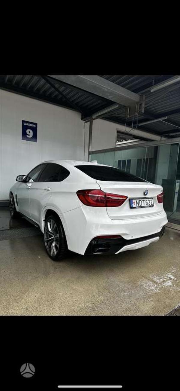 White BMW X6 2016 in Vilnius, with an engine capacity of 4.40 L and mileage of 112 thousand km for 25500 €, photo 2 on AUTOMOTO.COM.LV