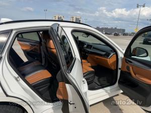 Balts BMW X6 2016 Tallina, ar dzinēja tilpumu 3.00 L un nobraukumu 241 tūkst. km par 23000 €, foto 12 vietnē AUTOMOTO.COM.LV