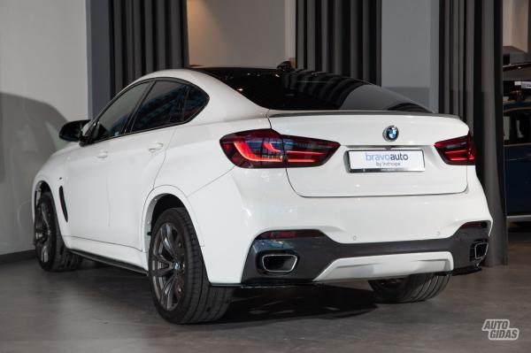 Balts BMW X6 2016 Kauņa, ar dzinēja tilpumu 3.00 L un nobraukumu 130 tūkst. km par 29991 €, foto 7 vietnē AUTOMOTO.COM.LV
