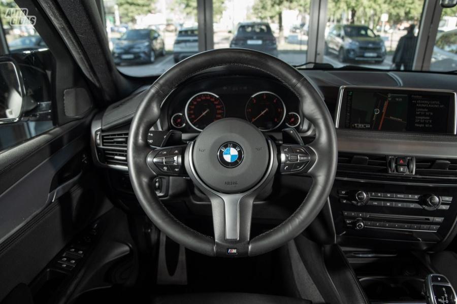 Balts BMW X6 2016 Kauņa, ar dzinēja tilpumu 3.00 L un nobraukumu 130 tūkst. km par 29991 €, foto 16 vietnē AUTOMOTO.COM.LV