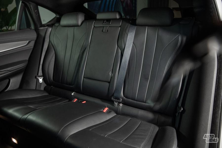 Balts BMW X6 2016 Kauņa, ar dzinēja tilpumu 3.00 L un nobraukumu 130 tūkst. km par 29991 €, foto 21 vietnē AUTOMOTO.COM.LV