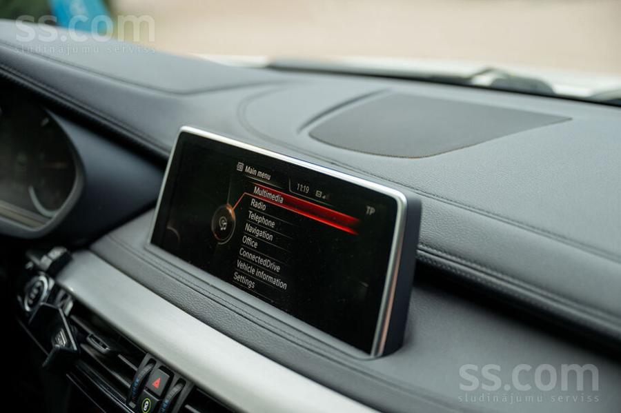 Balts BMW X6 2016 Rīga, ar dzinēja tilpumu 3.00 L un nobraukumu 310 tūkst. km par 21500 €, foto 19 vietnē AUTOMOTO.COM.LV