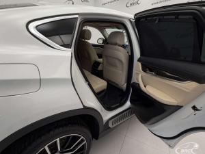 White BMW X6 2016 in Vilnius, with an engine capacity of 2.98 L and mileage of 143 thousand km for 19900 €, photo 14 on AUTOMOTO.COM.LV