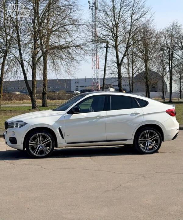 BMW X6 2016 Kauņa vietnē Balts BMW X6 2016 Kauņa, ar dzinēja tilpumu 3.00 L un nobraukumu 169 tūkst. km par 23500 €, foto 10 vietnē AUTOMOTO.COM.LV