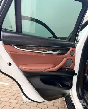 White BMW X6 2016 in Kaunas, with an engine capacity of 3.00 L and mileage of 169 thousand km for 23500 €, photo 20 on AUTOMOTO.COM.LV