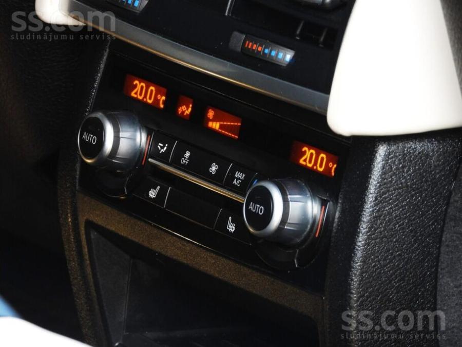 Balts BMW X6 2016 Rīga, ar dzinēja tilpumu 3.00 L un nobraukumu 216 tūkst. km par 27200 €, foto 21 vietnē AUTOMOTO.COM.LV