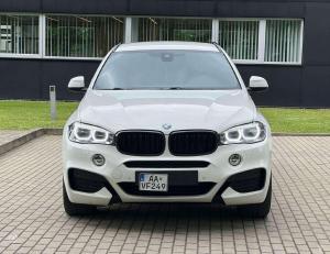 White BMW X6 2016 in Klaipeda, with an engine capacity of 2.99 L and mileage of 196 thousand km for 22750 €, photo 4 on AUTOMOTO.COM.LV