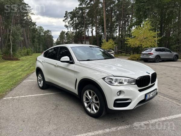 BMW X6 2016 JÅ«rmala vietnÄ Balts BMW X6 2016 JÅ«rmala, ar dzinÄja tilpumu 3.00 L un nobraukumu 198 tÅ«kst. km par 23500 ā¬, foto 6 vietnÄ AUTOMOTO.COM.LV