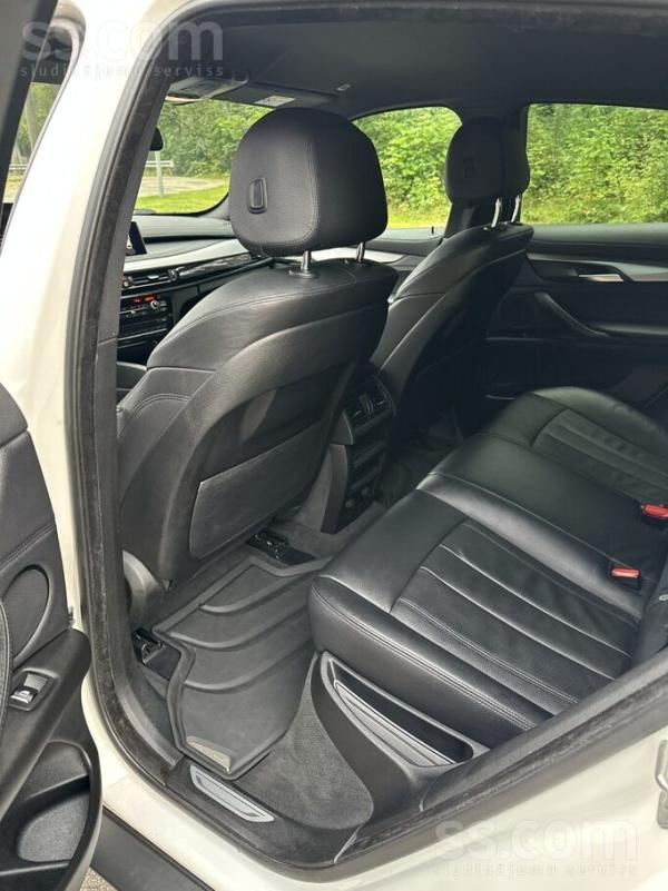 BMW X6 2016 JÅ«rmala vietnÄ Balts BMW X6 2016 JÅ«rmala, ar dzinÄja tilpumu 3.00 L un nobraukumu 198 tÅ«kst. km par 23500 ā¬, foto 9 vietnÄ AUTOMOTO.COM.LV