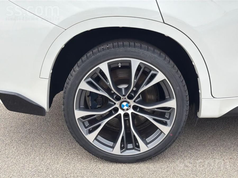 Balts BMW X6 2016 Rīga, ar dzinēja tilpumu 3.00 L un nobraukumu 158 tūkst. km par 27990 €, foto 16 vietnē AUTOMOTO.COM.LV
