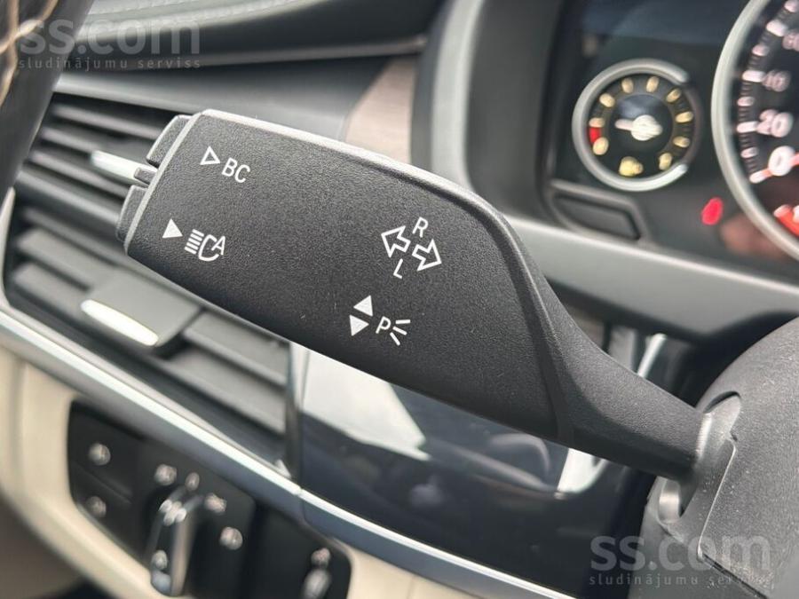 Balts BMW X6 2016 Rīga, ar dzinēja tilpumu 3.00 L un nobraukumu 158 tūkst. km par 27990 €, foto 24 vietnē AUTOMOTO.COM.LV