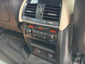 Balts BMW X6 2016 Rīga, ar dzinēja tilpumu 3.00 L un nobraukumu 158 tūkst. km par 27990 €, foto 33 vietnē AUTOMOTO.COM.LV