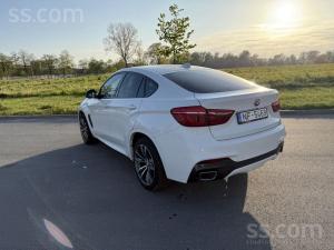 Balts BMW X6 2017 Liepāja, ar dzinēja tilpumu 3.00 L un nobraukumu 136 tūkst. km par 31000 €, foto 2 vietnē AUTOMOTO.COM.LV