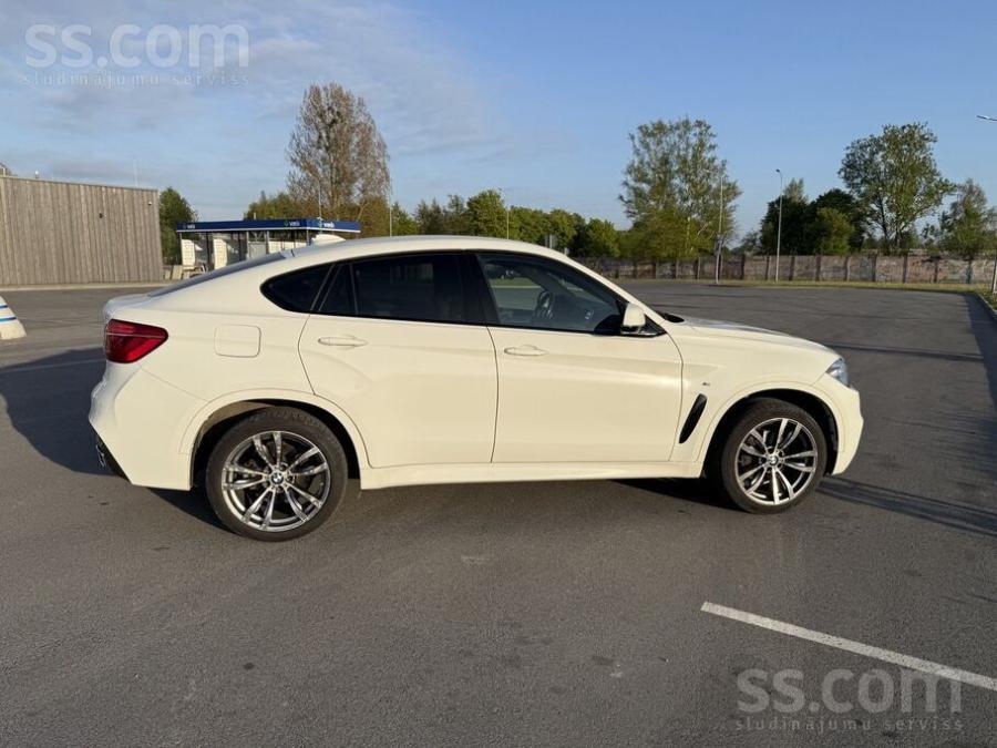 Balts BMW X6 2017 Liepāja, ar dzinēja tilpumu 3.00 L un nobraukumu 136 tūkst. km par 31000 €, foto 3 vietnē AUTOMOTO.COM.LV
