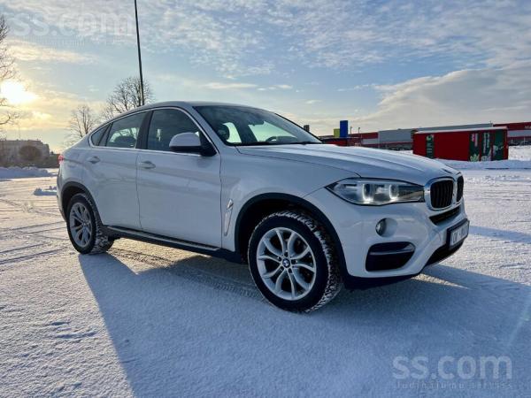 White BMW X6 2017 in Riga, with an engine capacity of 3.00 L and mileage of 0 thousand km for 20880 €, photo 2 on AUTOMOTO.COM.LV