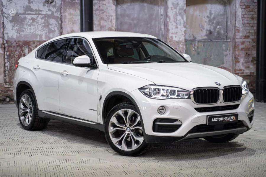 White BMW X6 2017 in Kaunas, with an engine capacity of 3.00 L and mileage of 156 thousand km for 24200 €, photo 3 on AUTOMOTO.COM.LV