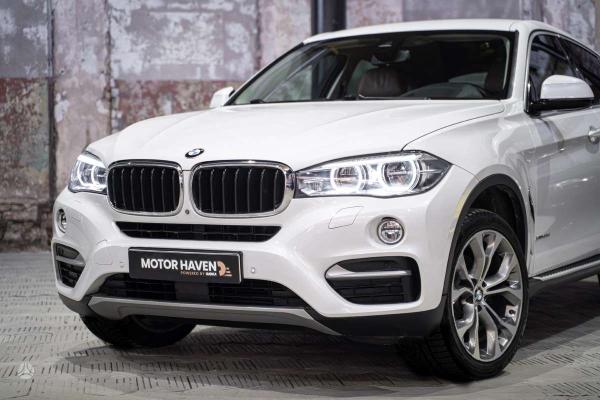 White BMW X6 2017 in Kaunas, with an engine capacity of 3.00 L and mileage of 156 thousand km for 24200 €, photo 9 on AUTOMOTO.COM.LV