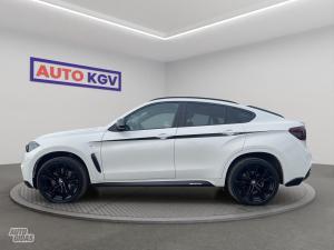 White BMW X6 2017 in Vilnius, with an engine capacity of 3.00 L and mileage of 201 thousand km for 27999 €, photo 2 on AUTOMOTO.COM.LV