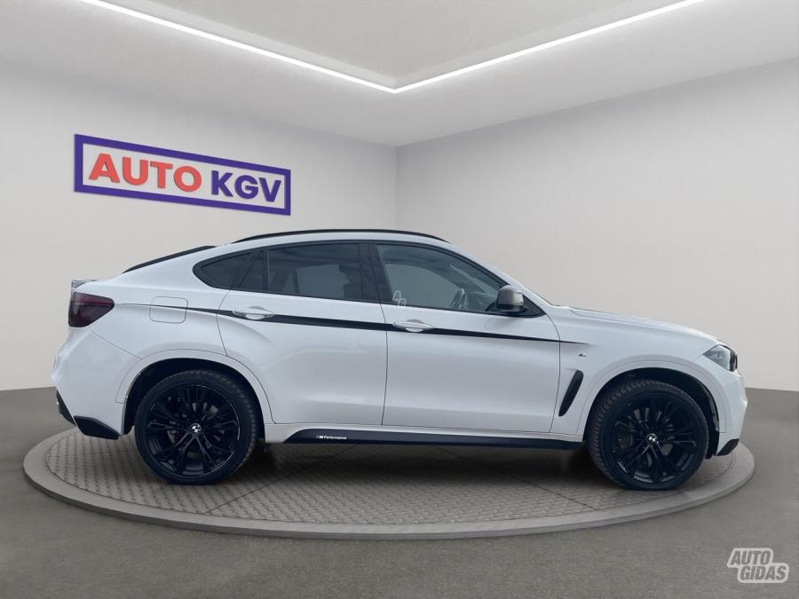 White BMW X6 2017 in Vilnius, with an engine capacity of 3.00 L and mileage of 201 thousand km for 27999 €, photo 7 on AUTOMOTO.COM.LV