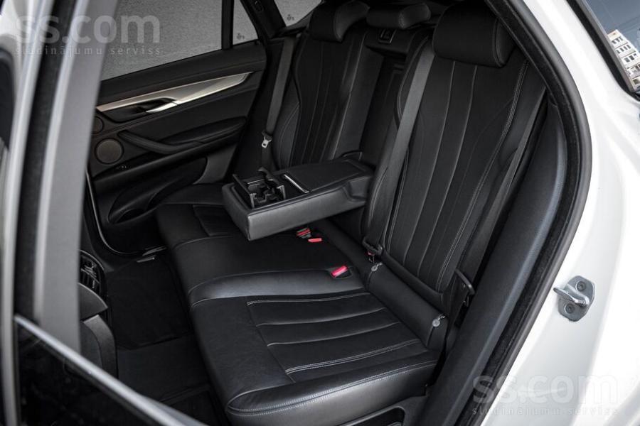 White BMW X6 2017 in Riga, with an engine capacity of 3.00 L and mileage of 150 thousand km for 25990 €, photo 14 on AUTOMOTO.COM.LV