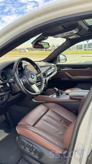 Balts BMW X6 2017 Rīga, ar dzinēja tilpumu 3.00 L un nobraukumu 99 tūkst. km par 33500 €, foto 9 vietnē AUTOMOTO.COM.LV