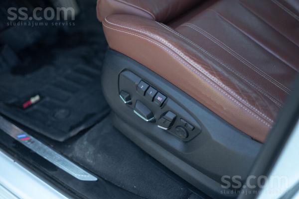 White BMW X6 2017 in Liepaja, with an engine capacity of 3.00 L and mileage of 152 thousand km for 27000 €, photo 8 on AUTOMOTO.COM.LV