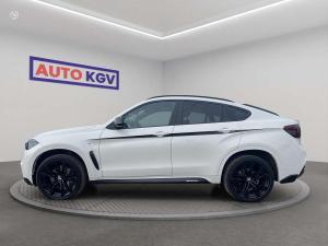 White BMW X6 2017 in Vilnius, with an engine capacity of 3.00 L and mileage of 201 thousand km for 23999 €, photo 3 on AUTOMOTO.COM.LV
