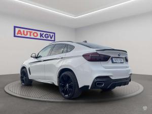 White BMW X6 2017 in Vilnius, with an engine capacity of 3.00 L and mileage of 201 thousand km for 23999 €, photo 4 on AUTOMOTO.COM.LV