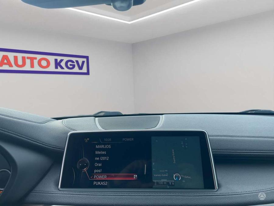 White BMW X6 2017 in Vilnius, with an engine capacity of 3.00 L and mileage of 201 thousand km for 23999 €, photo 20 on AUTOMOTO.COM.LV