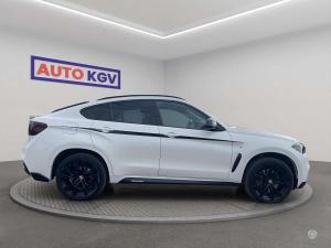 White BMW X6 2017 in Vilnius, with an engine capacity of 3.00 L and mileage of 201 thousand km for 23999 €, photo 7 on AUTOMOTO.COM.LV