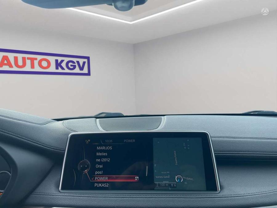 White BMW X6 2017 in Vilnius, with an engine capacity of 3.00 L and mileage of 201 thousand km for 23999 €, photo 20 on AUTOMOTO.COM.LV