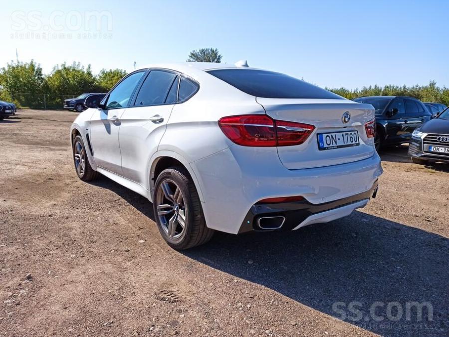 White BMW X6 2017 in Daugavpils, with an engine capacity of 3.00 L and mileage of 0 thousand km for 26950 €, photo 6 on AUTOMOTO.COM.LV