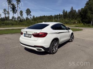 Balts BMW X6 2017 Rīga, ar dzinēja tilpumu 3.00 L un nobraukumu 180 tūkst. km par 23500 €, foto  vietnē AUTOMOTO.COM.LV