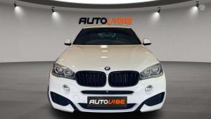 White BMW X6 2017 in Vilnius, with an engine capacity of 2.99 L and mileage of 181 thousand km for 26222 €, photo 3 on AUTOMOTO.COM.LV
