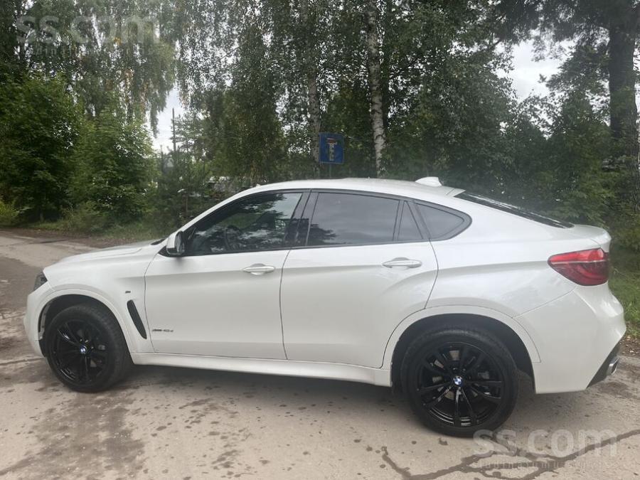 Balts BMW X6 2017 Rīga, ar dzinēja tilpumu 3.00 L un nobraukumu 0 tūkst. km par 29900 €, foto 9 vietnē AUTOMOTO.COM.LV