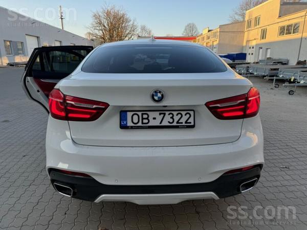 Balts BMW X6 2018 Rīga, ar dzinēja tilpumu 3.00 L un nobraukumu 0 tūkst. km par 38800 €, foto 2 vietnē AUTOMOTO.COM.LV